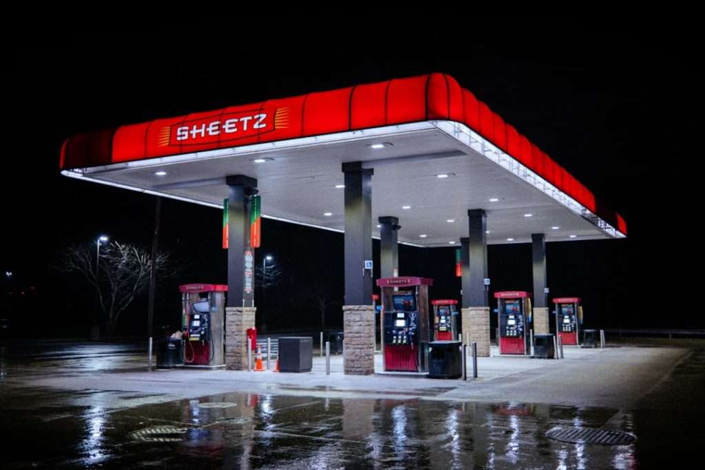 Sheetz vs Wawa In 2026: Which Is Better For Food, Prices, And Service?